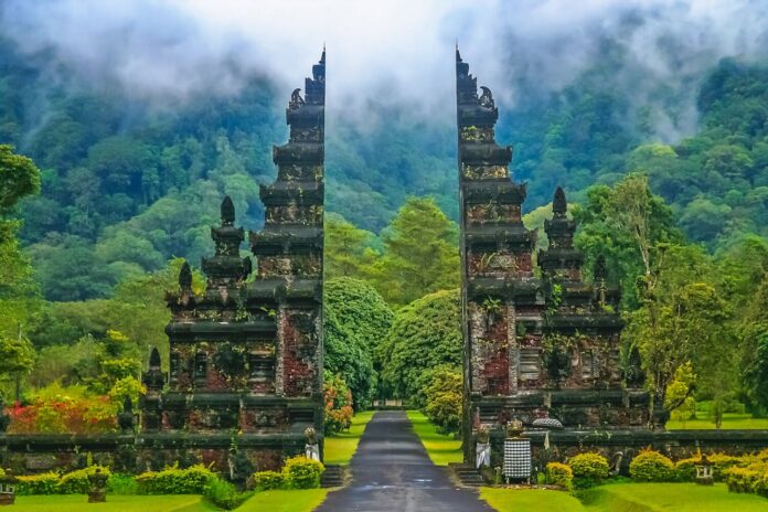 What Country Is Bali In? Everything You Need to Know About This Island ...